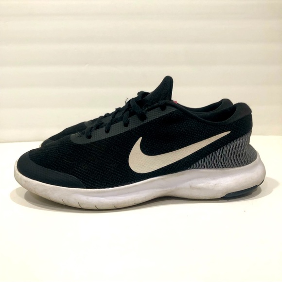 Nike | Shoes | Nike Flex Experience Rn7 Black White Womens 1w Lace Up ...